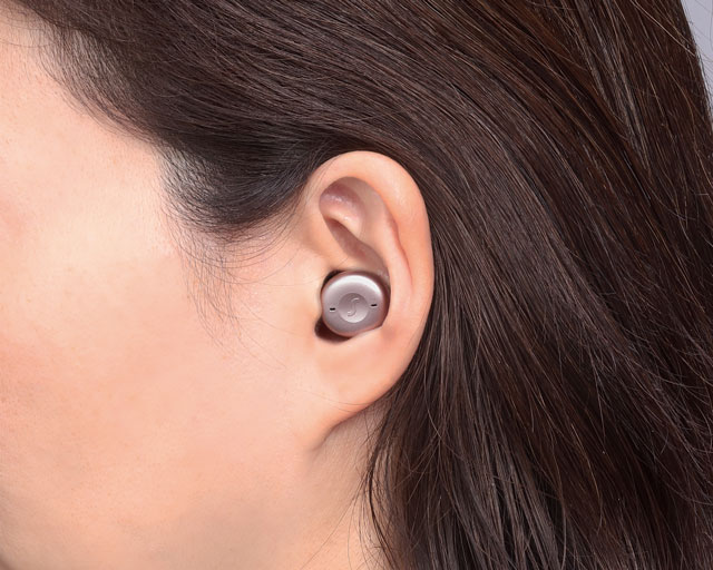 Signia-Active-IX装用写真 - 補聴器のコミヤマ